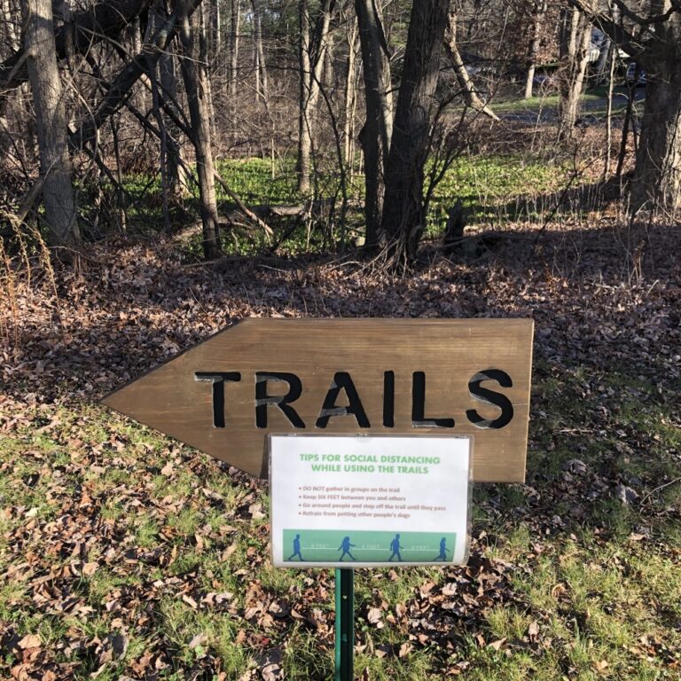 Barnes Nature Center & Pigeon Hill Preserve Trails
